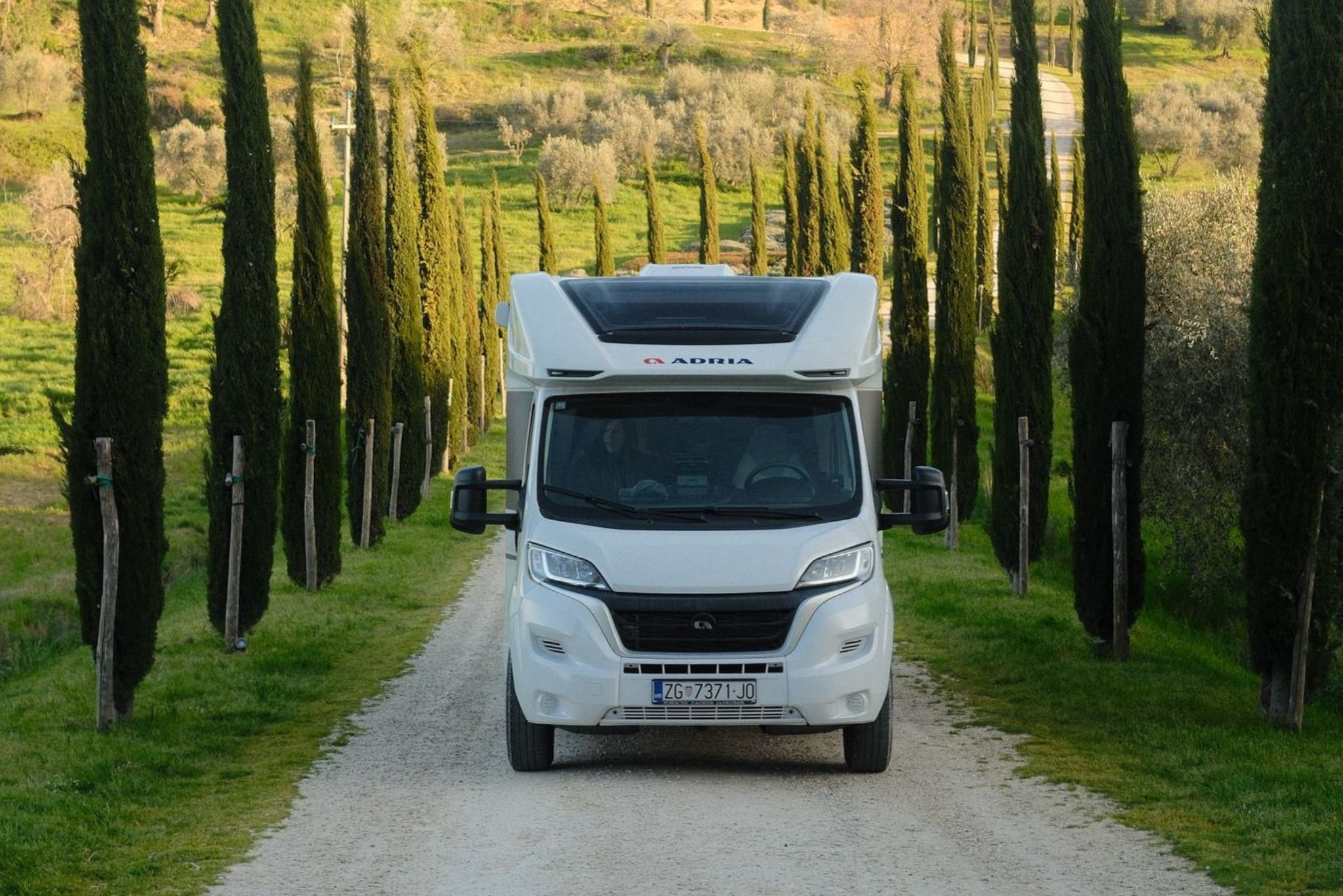 Vaša prilika za odmor u prirodi s nasim kamperima - Camper.hr